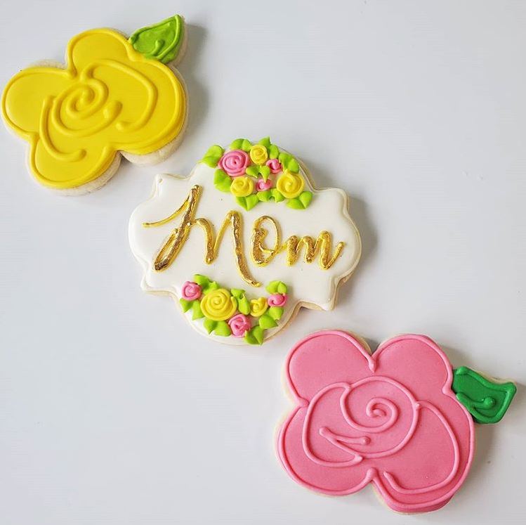 mom – Delish Bakery