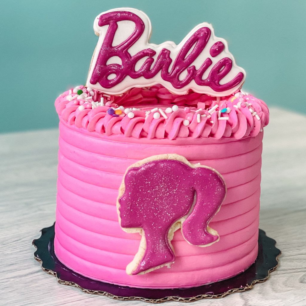 Characters – Delish Bakery