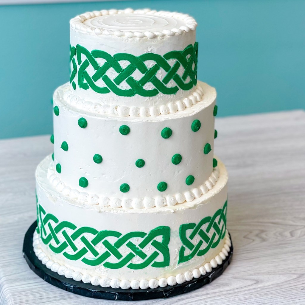Wedding Cakes – Delish Bakery