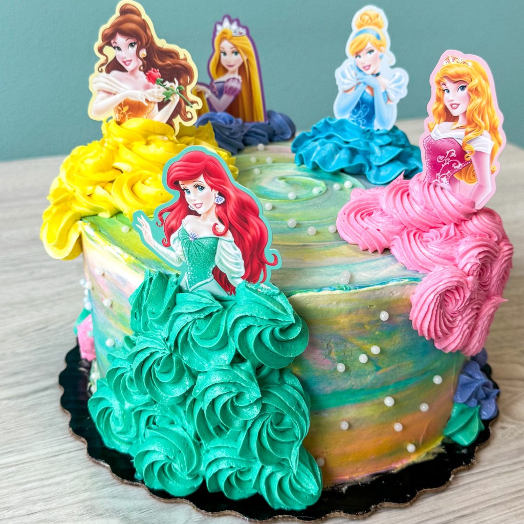 Characters – Delish Bakery